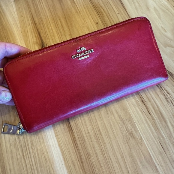 Coach | Bags | Coach Smooth Leather Slim Zip Accordian Wallet Red ...